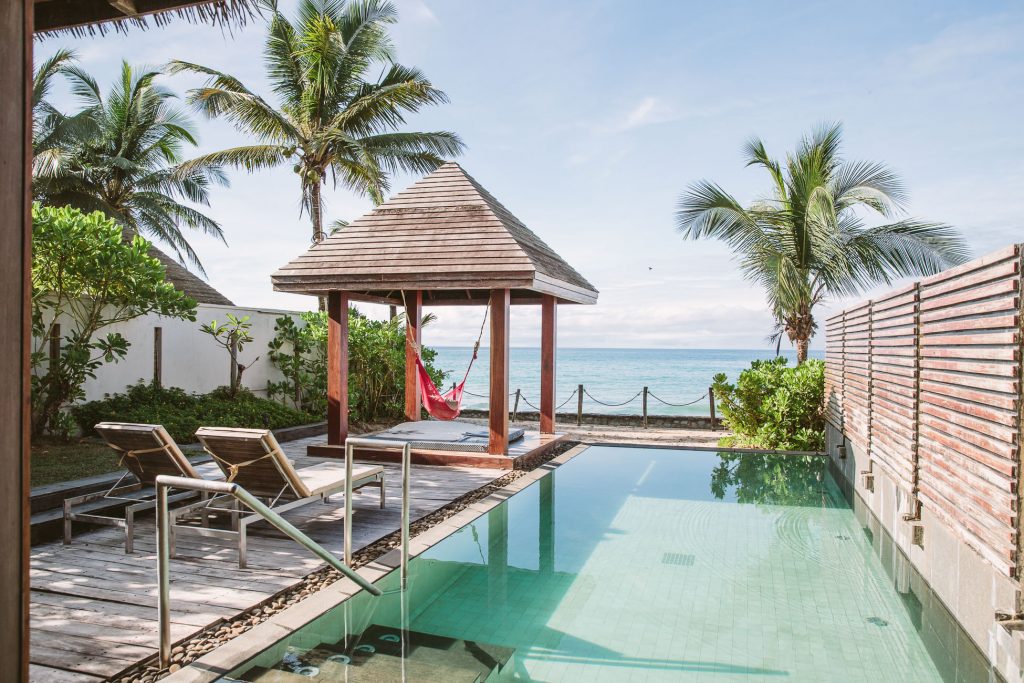 Myanmar’s tropical paradise: Ngapali Beach – THETRAVELBLOG.at – Curious ...