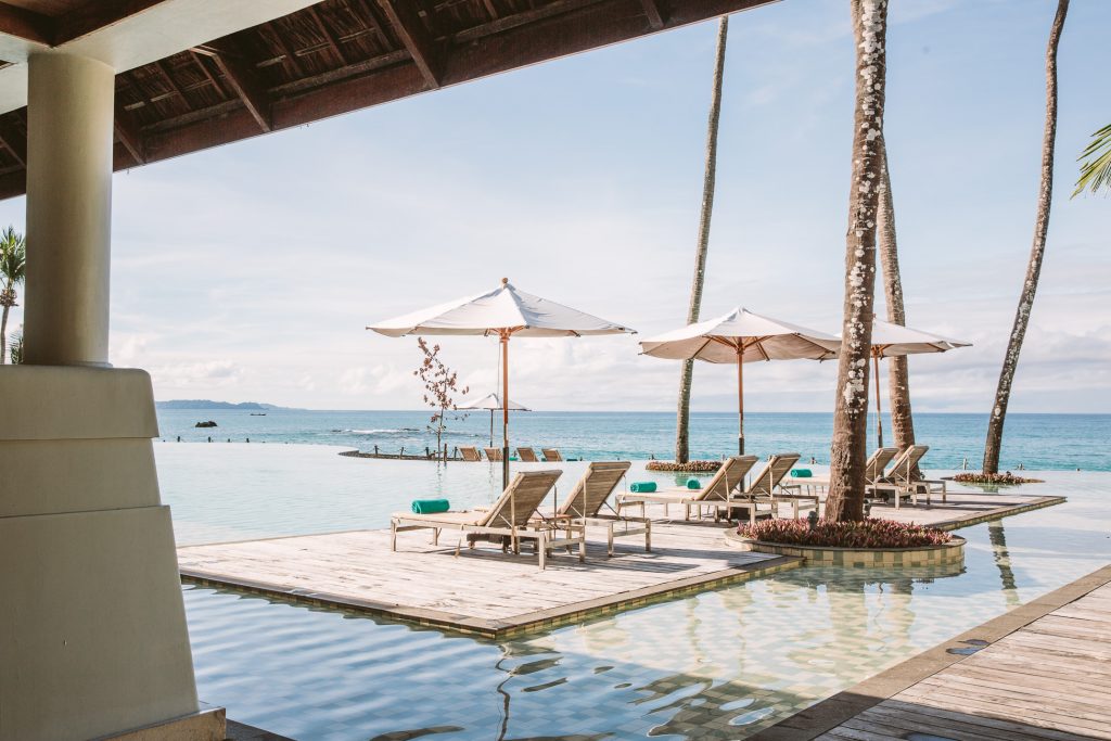 Hotel Review: Hilton Ngapali Resort & Spa – THETRAVELBLOG.at – Curious ...